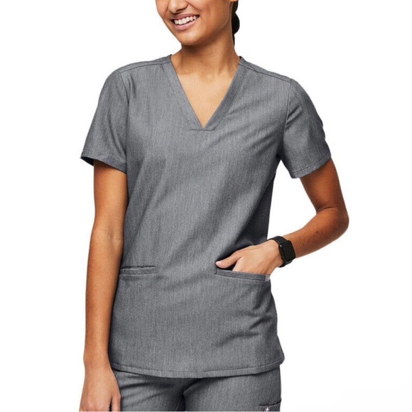 Figs | Tops | Nwt Figs Scrub Top Three Pocket Casma Graphite Gray Small ...